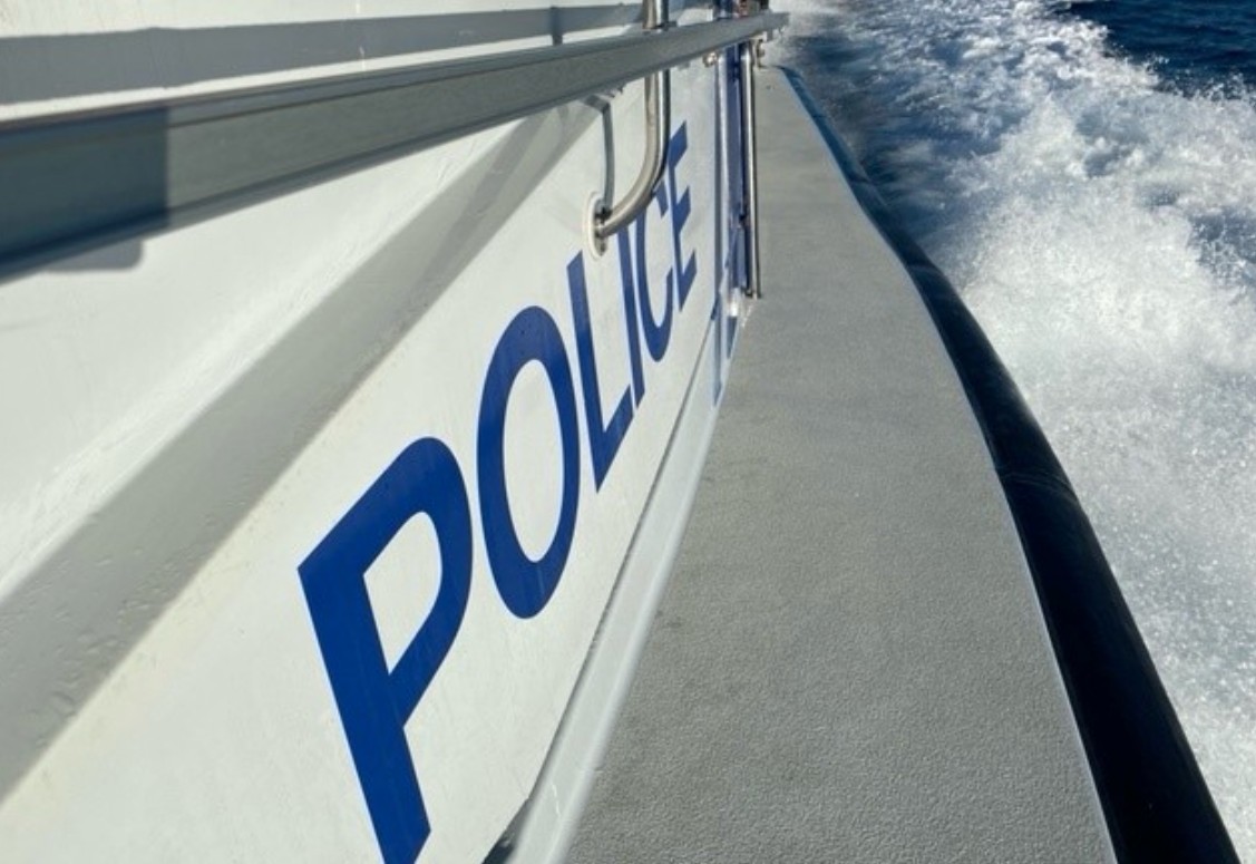 Search continues for missing surf lifesaver - 91.1 Hot FM